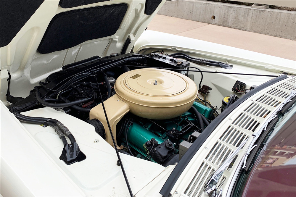 1958 LINCOLN CONTINENTAL MARK III CONVERTIBLE - Engine - 225850