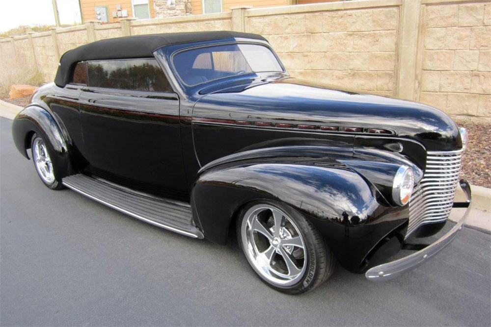 1940 CHEVROLET CUSTOM CONVERTIBLE
