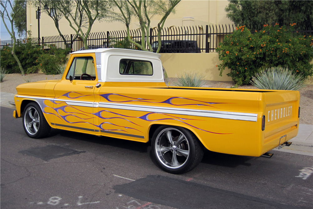 1964 CHEVROLET C10 CUSTOM PICKUP - Rear 3/4 - 226151