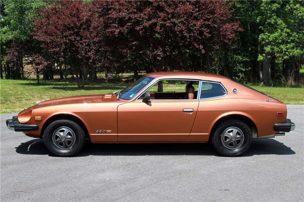 1976 DATSUN 280Z HATCHBACK - Side Profile - 226175