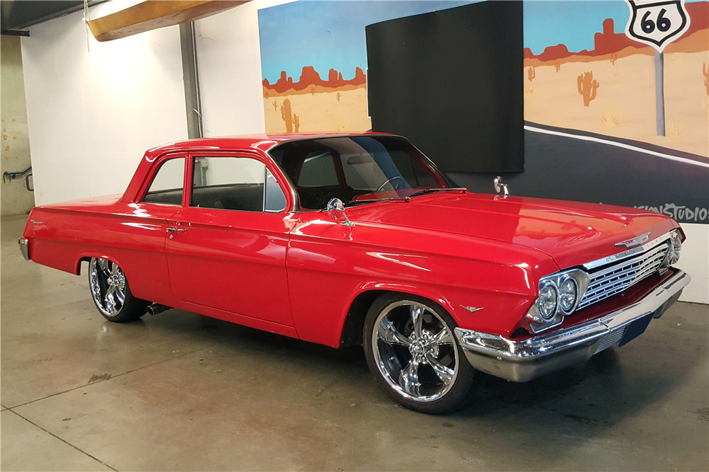 1962 CHEVROLET BISCAYNE CUSTOM 2-DOOR POST