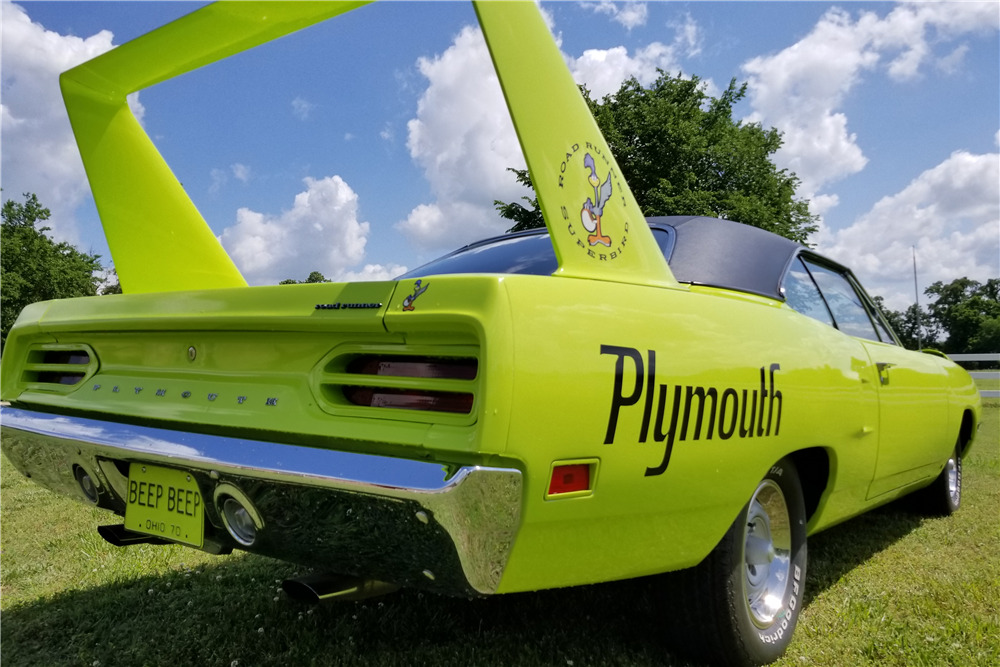 1970 PLYMOUTH SUPERBIRD - Rear 3/4 - 227184