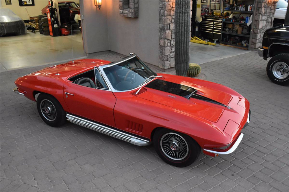 1967 CHEVROLET CORVETTE CUSTOM CONVERTIBLE