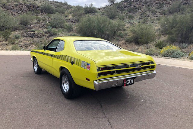 1971 PLYMOUTH DUSTER CUSTOM COUPE - Rear 3/4 - 228724