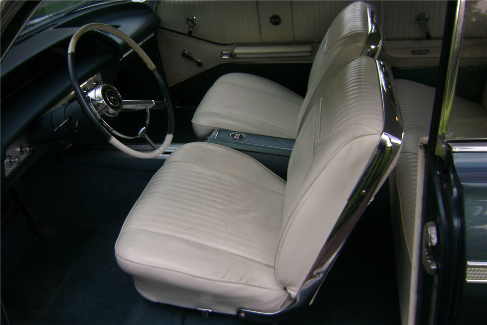 1964 CHEVROLET IMPALA SS - Interior - 229890