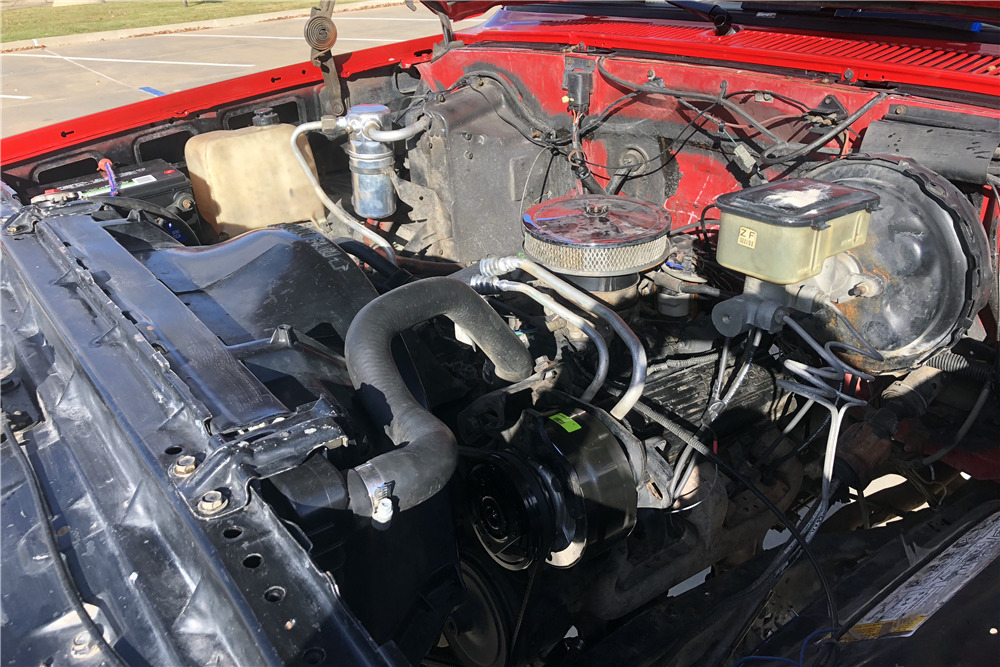 1987 CHEVROLET BLAZER K5 CUSTOM SUV - Engine - 230002