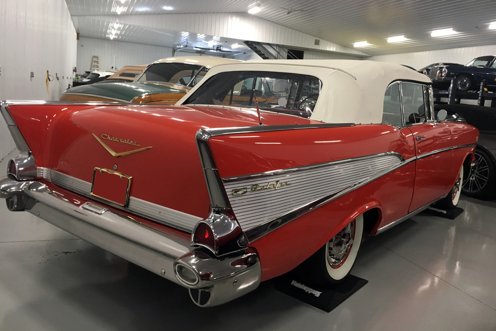 1957 CHEVROLET BEL AIR CONVERTIBLE - Rear 3/4 - 230052
