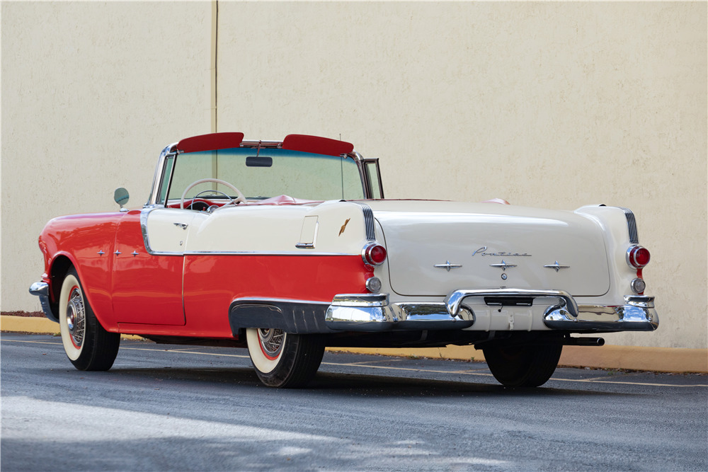 1955 PONTIAC STAR CHIEF CONVERTIBLE - Rear 3/4 - 230139