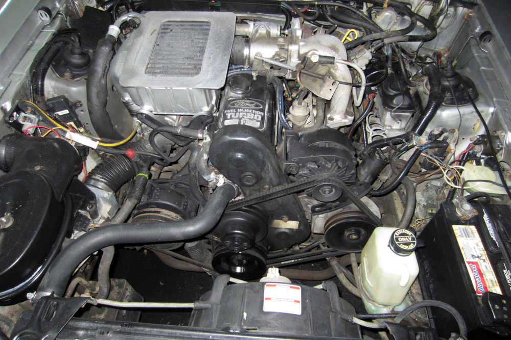 1984 FORD MUSTANG SVO HATCHBACK - Engine - 230673