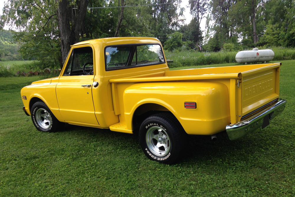 1969 CHEVROLET C10 CUSTOM PICKUP - Rear 3/4 - 231999
