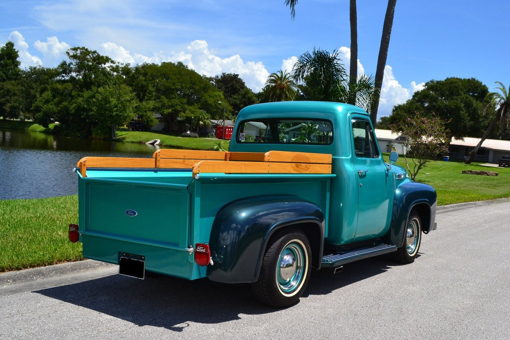1954 FORD F-100 CUSTOM PICKUP - Rear 3/4 - 232242