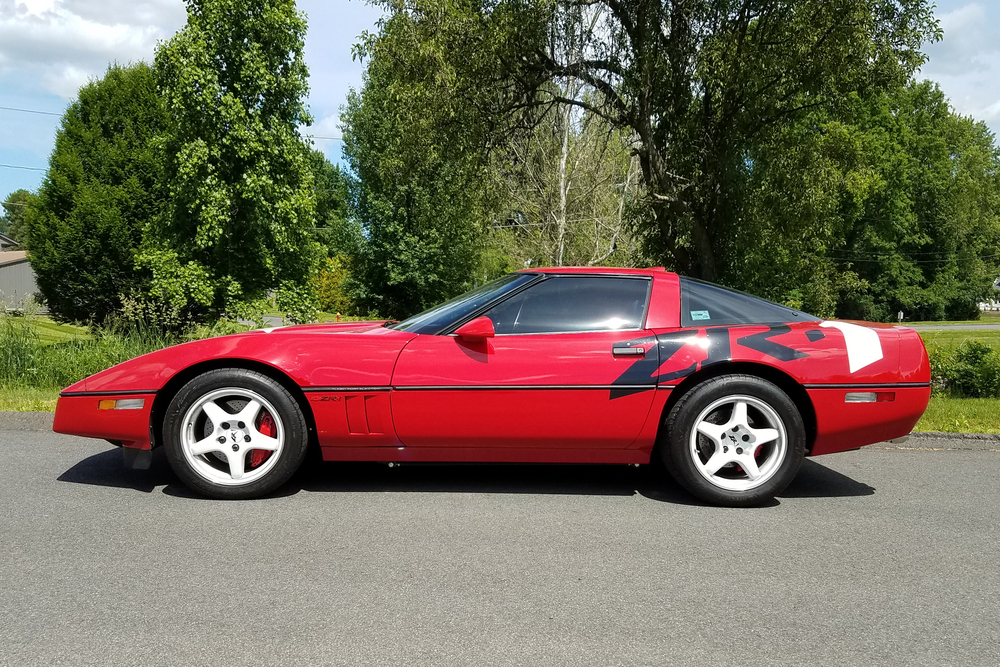 1990 CHEVROLET CORVETTE ZR1 - Side Profile - 232332