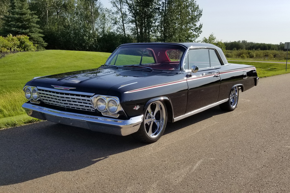 1962 CHEVROLET IMPALA SS CUSTOM COUPE