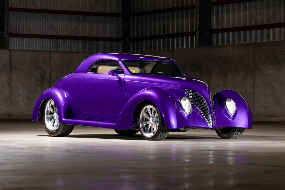 1933 FORD CUSTOM CONVERTIBLE