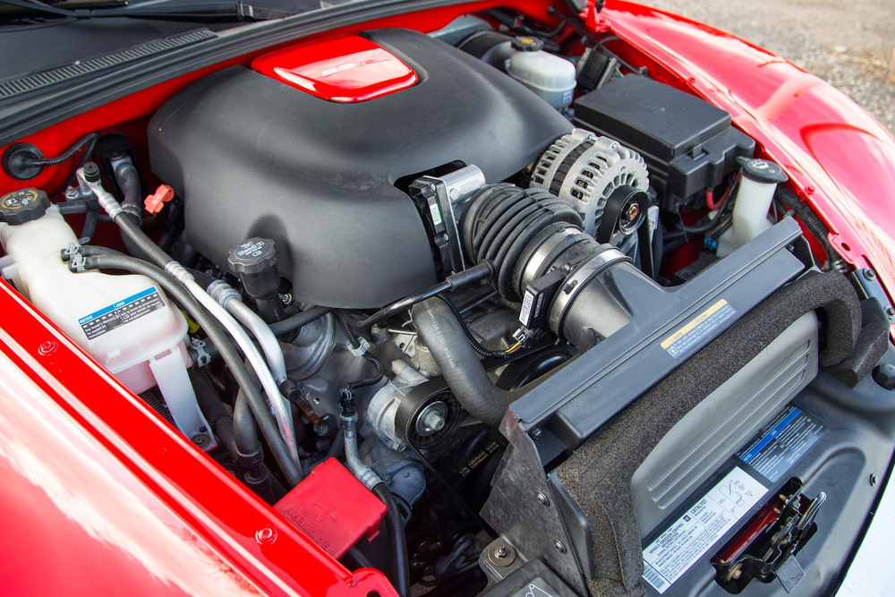 2005 CHEVROLET SSR CONVERTIBLE PICKUP - Engine - 234004
