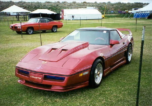 1986 CHEVROLET CORVETTE COUPE