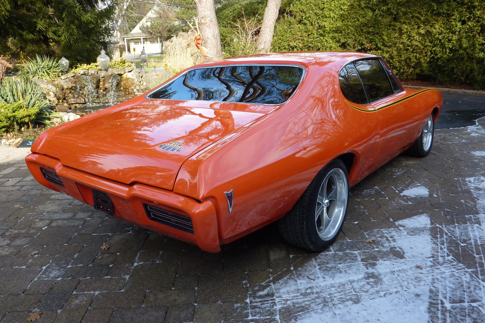 1968 PONTIAC GTO CUSTOM - Rear 3/4 - 234610