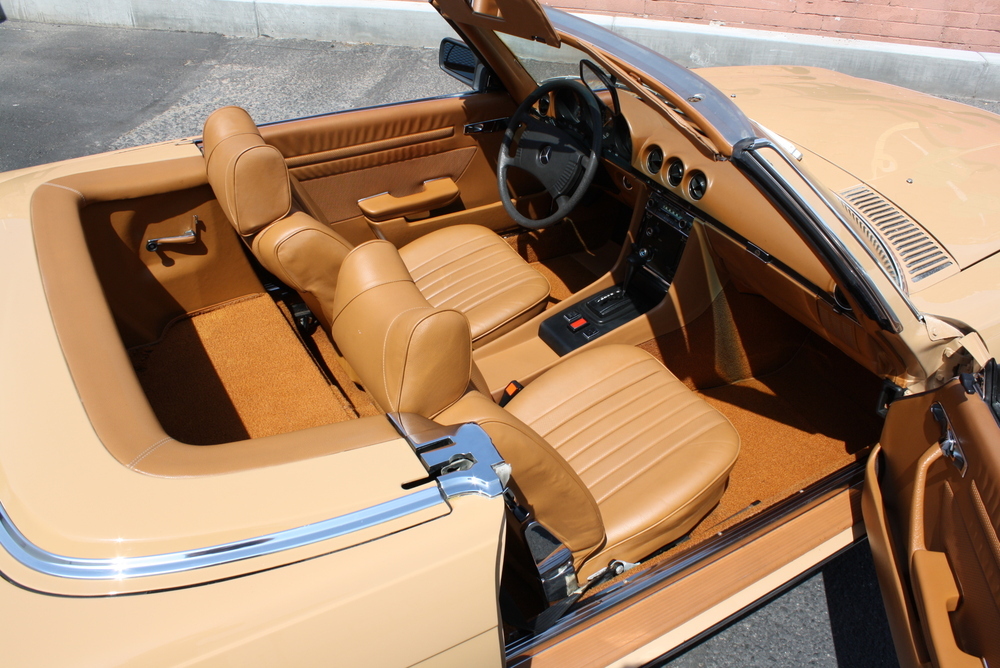 1977 MERCEDES-BENZ 450SL ROADSTER - Interior - 234718