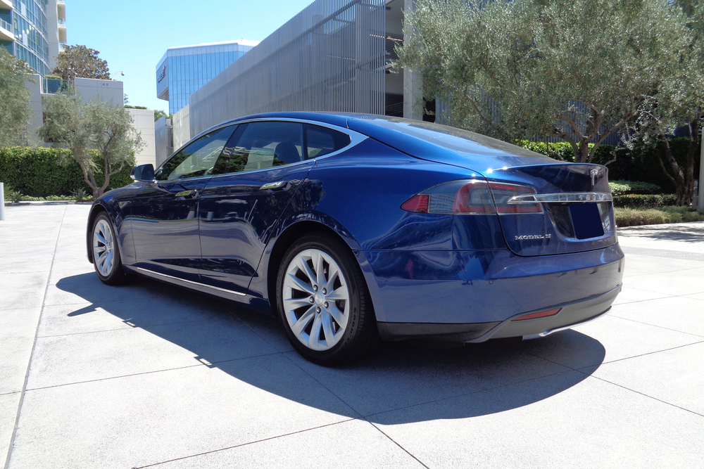 2016 TESLA MODEL S 75 - Rear 3/4 - 234761