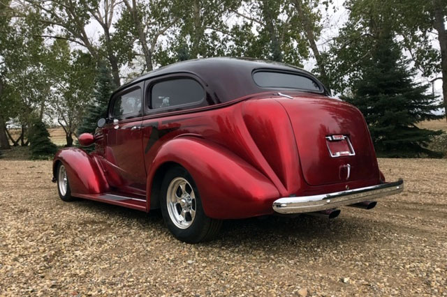 1938 CHEVROLET MASTER DELUXE CUSTOM SEDAN - Rear 3/4 - 235921