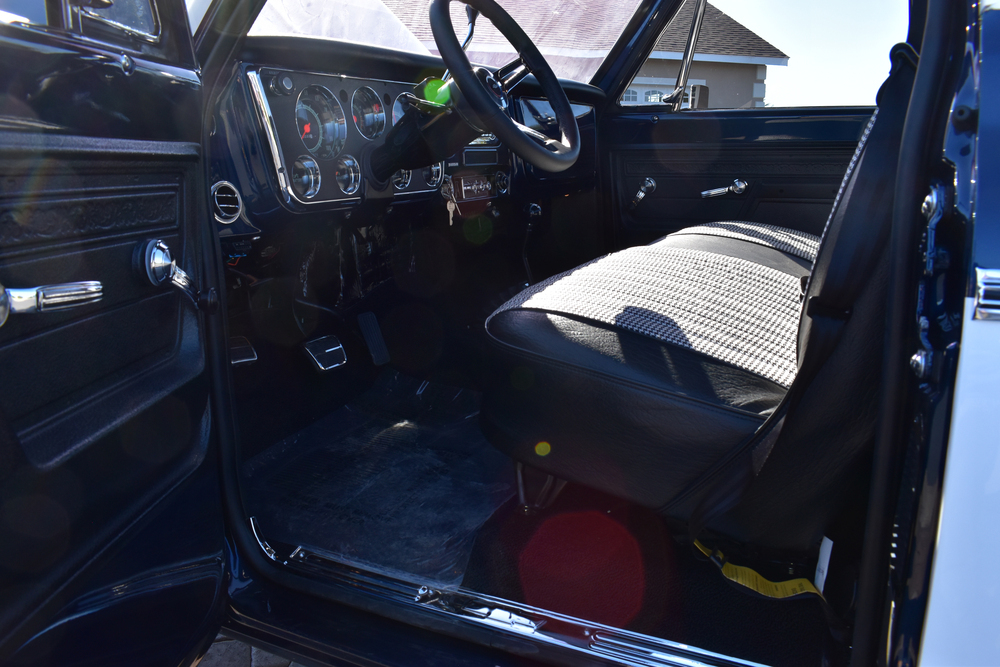 1972 CHEVROLET K10 CUSTOM PICKUP - Interior - 236005