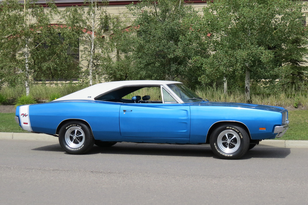 1969 DODGE CHARGER R/T SE - Side Profile - 236609