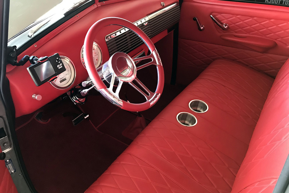 1951 CHEVROLET 3100 CUSTOM PICKUP - Interior - 237261