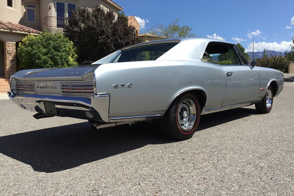 1966 PONTIAC GTO - Rear 3/4 - 237371