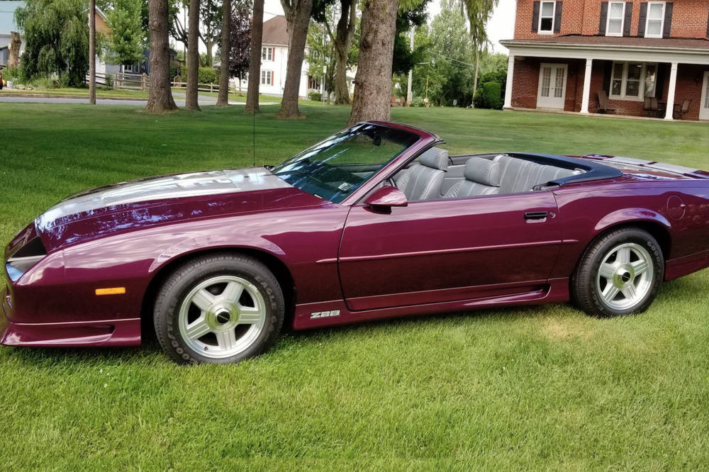 1992 CHEVROLET CAMARO Z/28 CONVERTIBLE - Side Profile - 237403