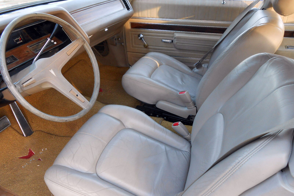 1970 PONTIAC CATALINA - Interior - 238120