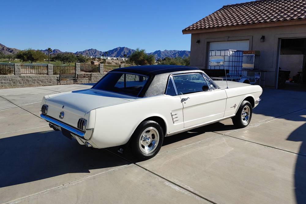 1966 FORD MUSTANG - Rear 3/4 - 238232