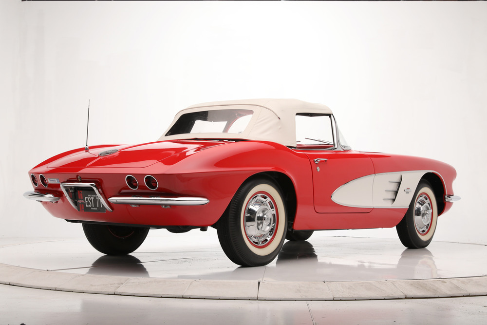 1961 CHEVROLET CORVETTE CONVERTIBLE - Rear 3/4 - 238607