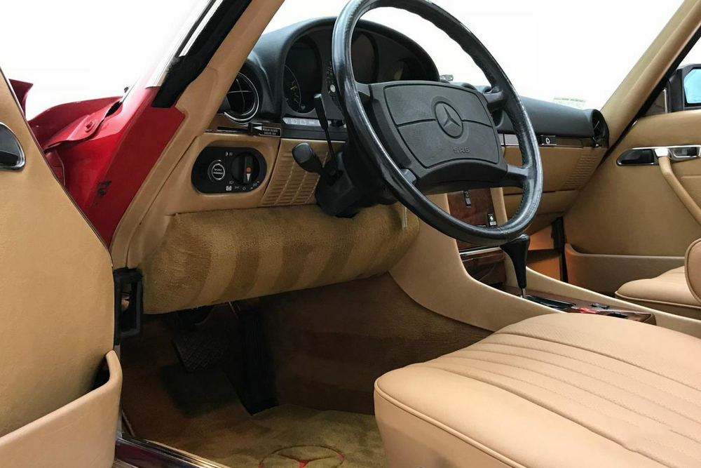 1987 MERCEDES-BENZ 560SL ROADSTER - Interior - 238822