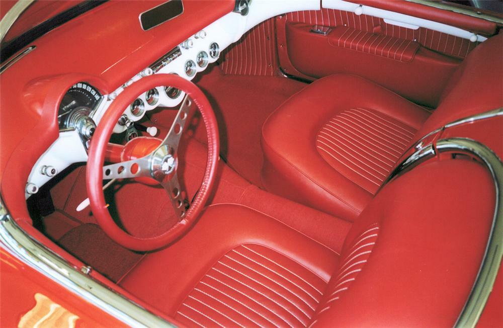 1954 CHEVROLET CORVETTE ROADSTER - Interior - 24121