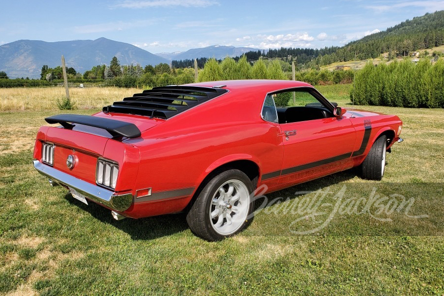 1970 FORD MUSTANG CUSTOM FASTBACK - Rear 3/4 - 242954