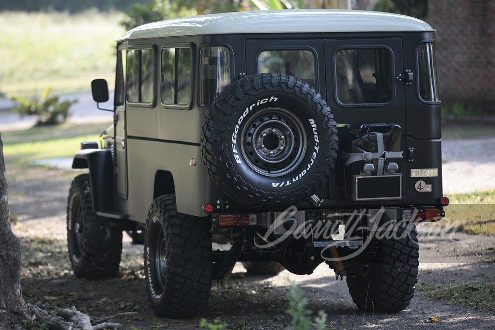 1984 TOYOTA LAND CRUISER FJ45 - Rear 3/4 - 243154