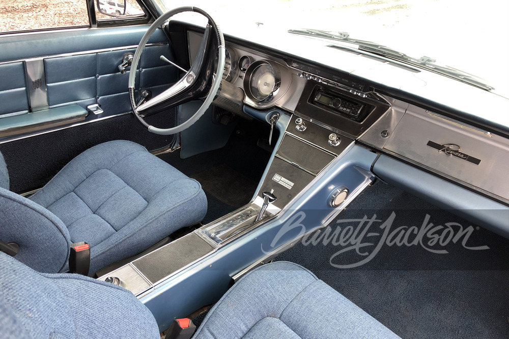1963 BUICK RIVIERA - Interior - 243198