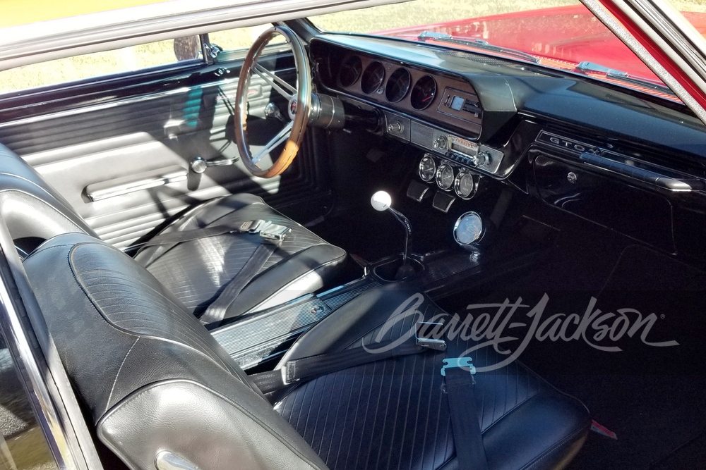1965 PONTIAC GTO CUSTOM HARDTOP - Interior - 244121