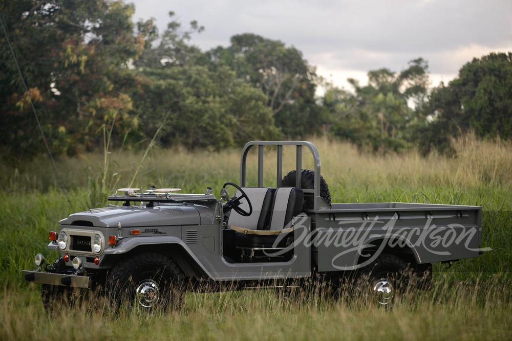 1973 TOYOTA LAND CRUISER FJ45 PICKUP - Side Profile - 244685