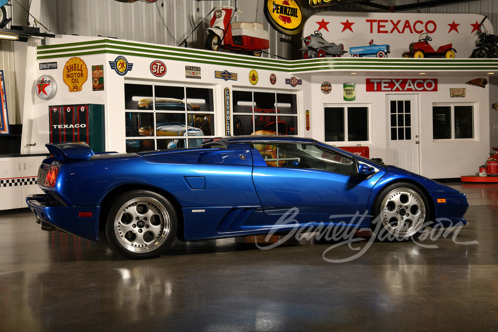1997 LAMBORGHINI DIABLO VT CONVERTIBLE - Side Profile - 245001