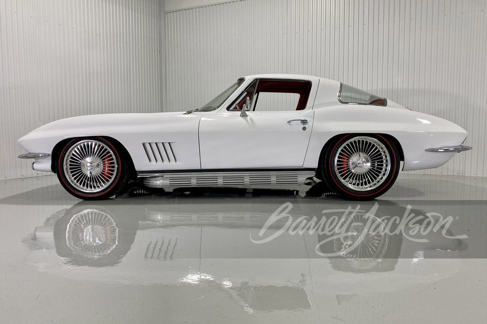 1967 CHEVROLET CORVETTE CUSTOM COUPE - Side Profile - 245016