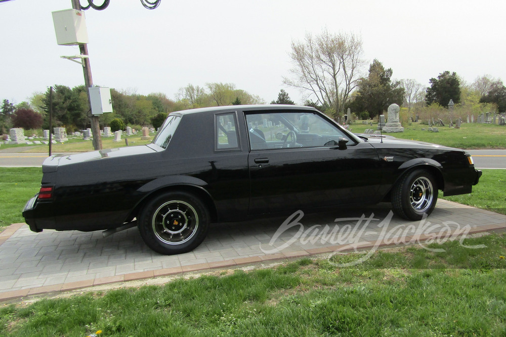 1987 BUICK GRAND NATIONAL - Side Profile - 247890
