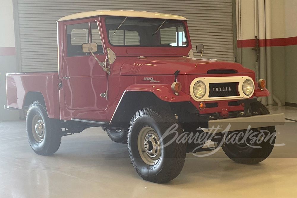 1964 TOYOTA LAND CRUISER FJ45 PICKUP - Front 3/4 - 248182