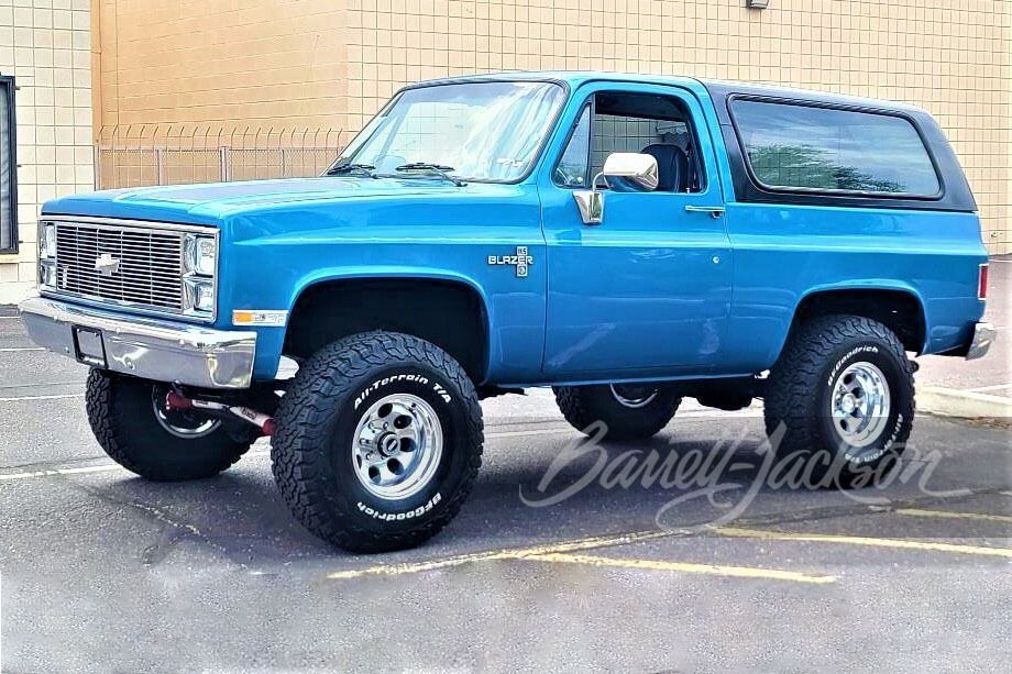 1988 Chevrolet K5 Blazer Custom Suv Front 3 4 249808