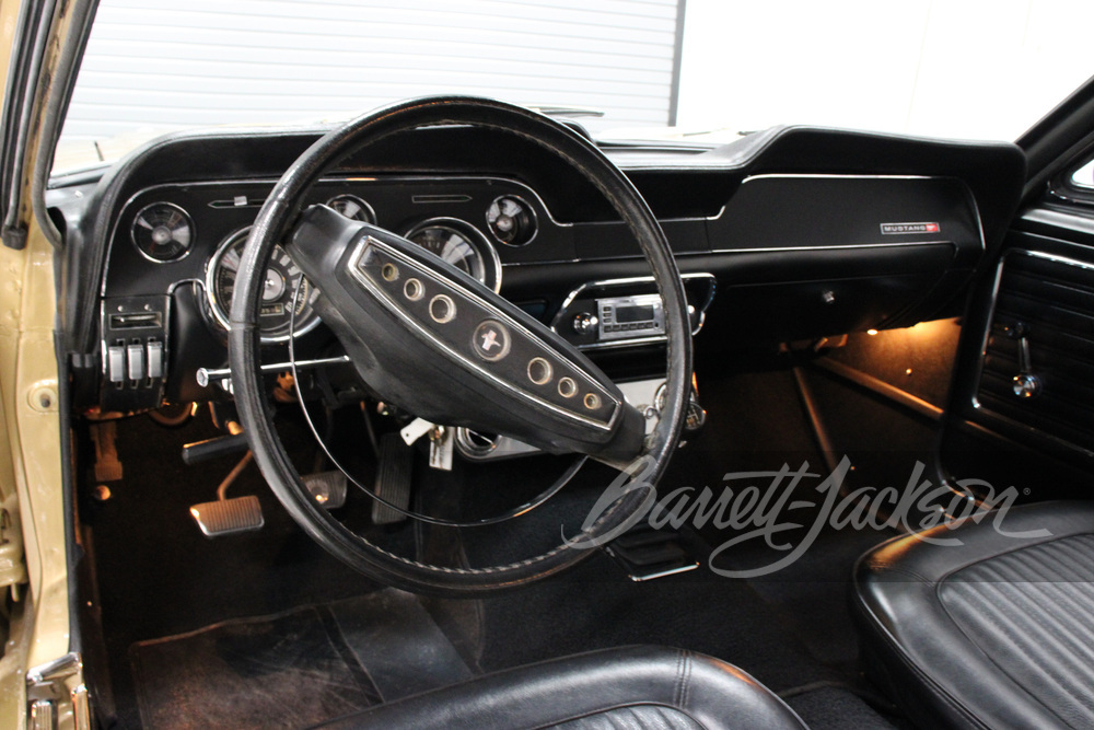 1968 FORD MUSTANG - Interior - 249878