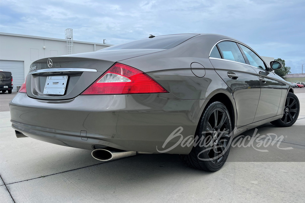 2006 MERCEDES BENZ CLS500 Rear 3 4 249984