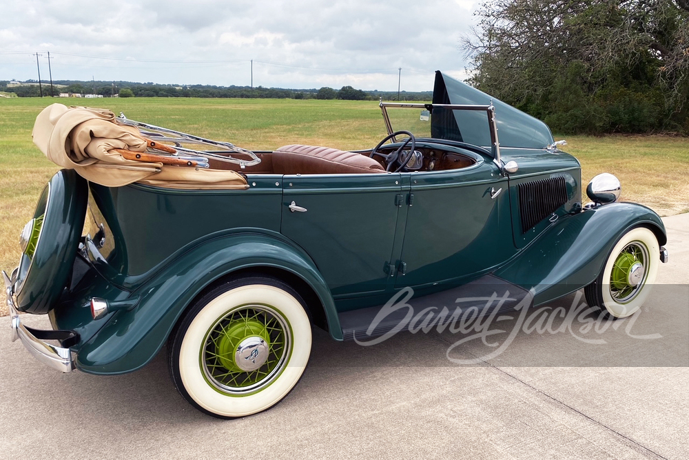 1933 FORD PHAETON 4-DOOR CONVERTIBLE - Rear 3/4 - 249989