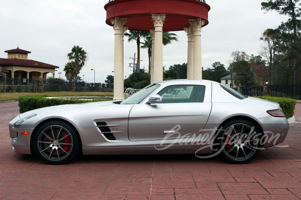 2012 MERCEDES-BENZ SLS AMG GULLWING - Side Profile - 250148