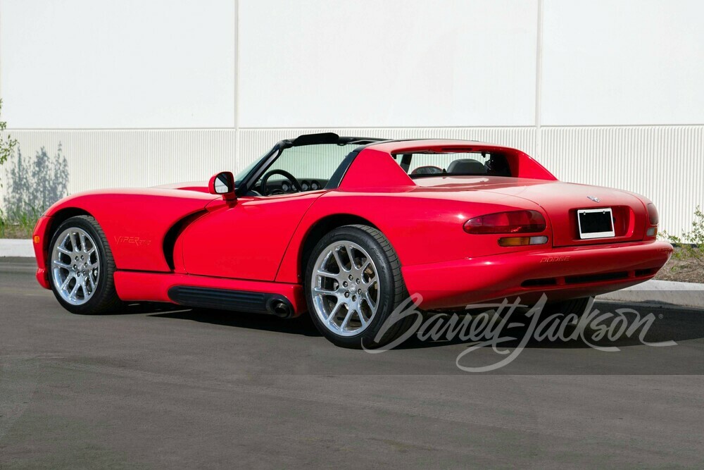 1994 DODGE VIPER RT/10 ROADSTER - Rear 3/4 - 250614