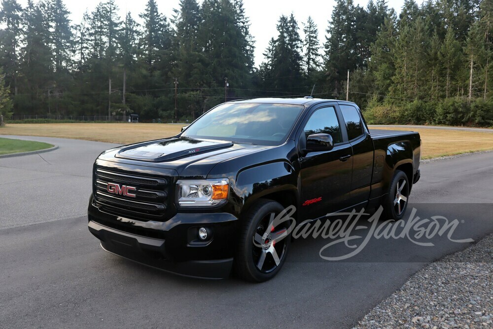 2019 GMC CANYON SYCLONE PICKUP - Front 3/4 - 250625